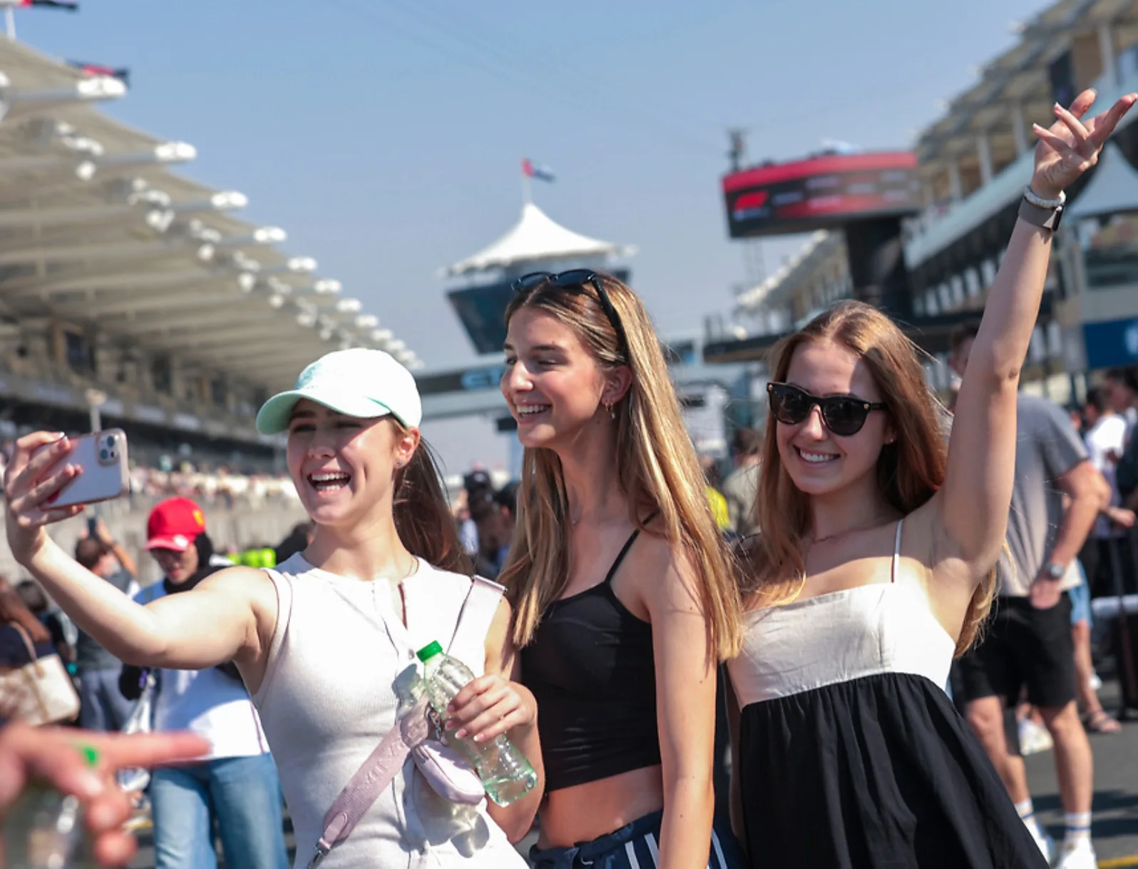 F1 Abu Dhabi Grand Prix expands pit lane walks and track access for ...